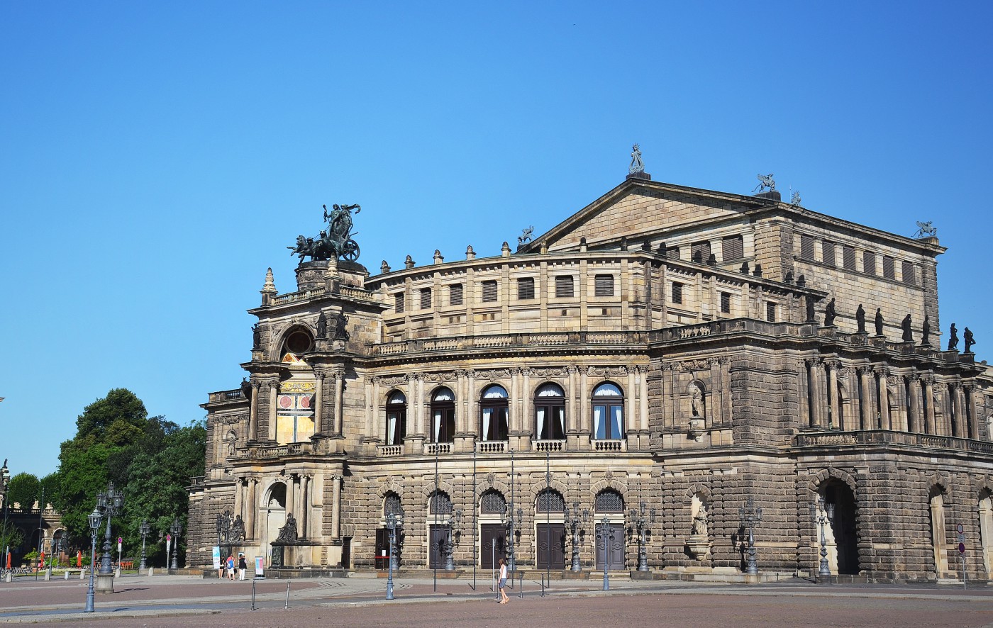 Oper-Dresden - Spielplan der Semperoper + Tickets und Hotels